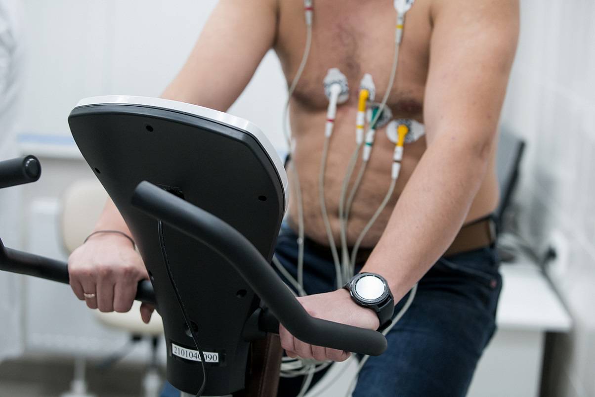 انجام اکو بهتر است یا تست ورزش؟ - دکتر نادر افشاری